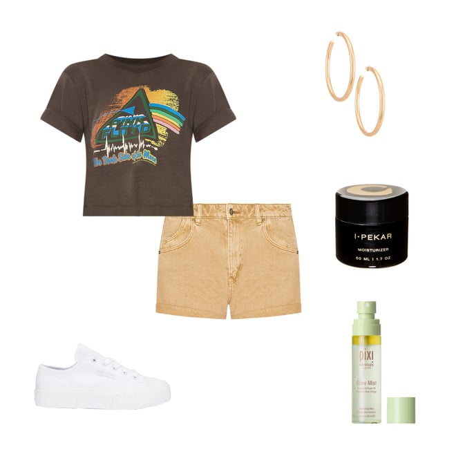 Junk Food Dark Side Of The Moon Tee in Vintage Black | REVOLVE